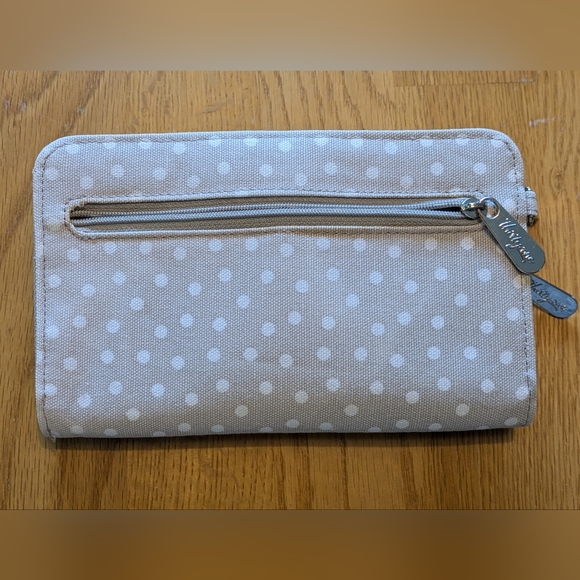thirty-one | Bags | Thirtyone Wallet Polka Dot Tan White | Poshmark